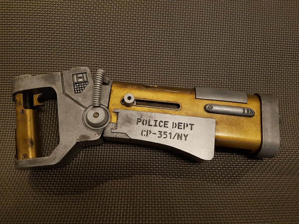 Fifth Element Police Blaster - Vengeance FX